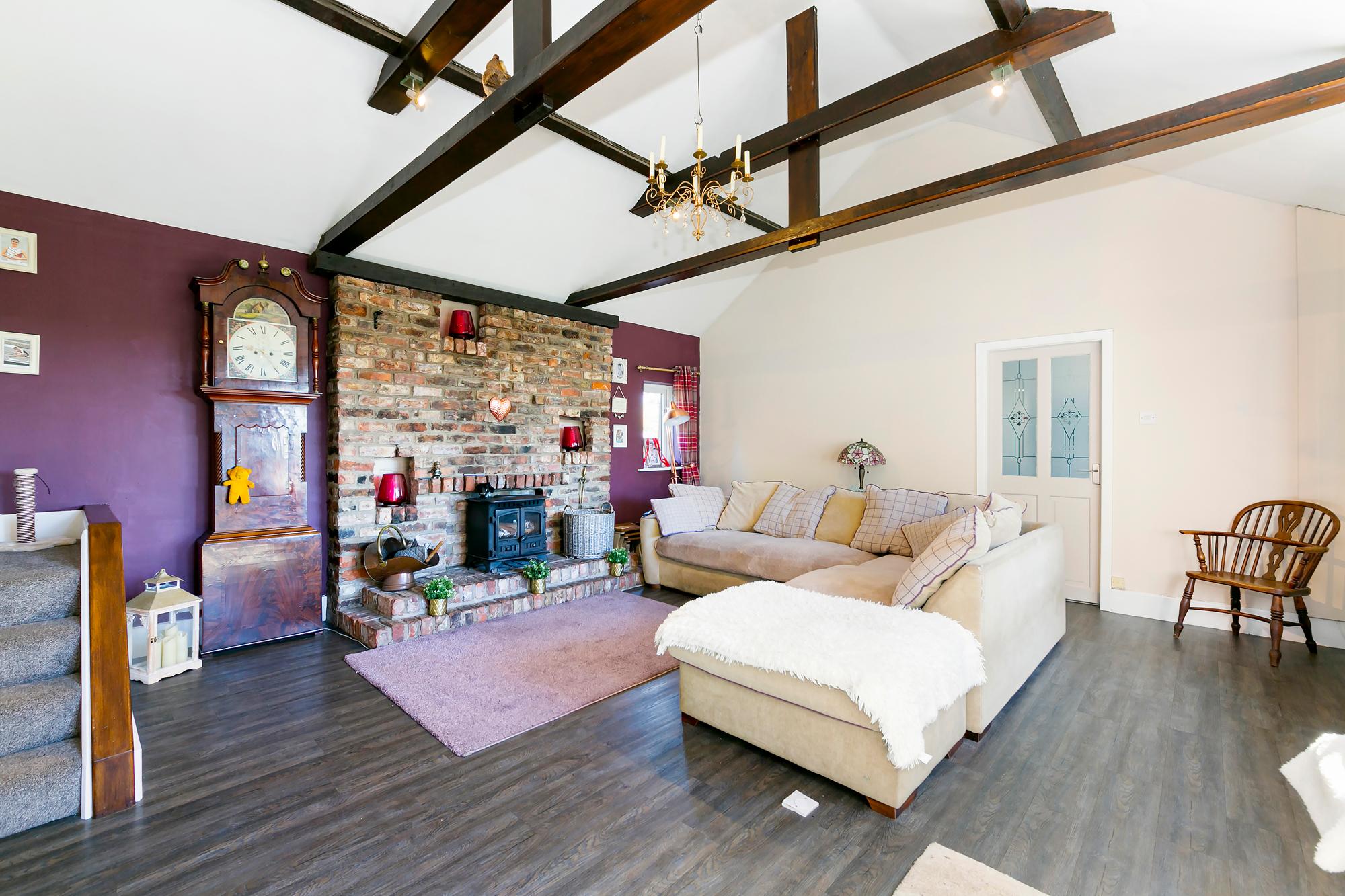 White Lodge Mill Lane Ellerton York | RM English